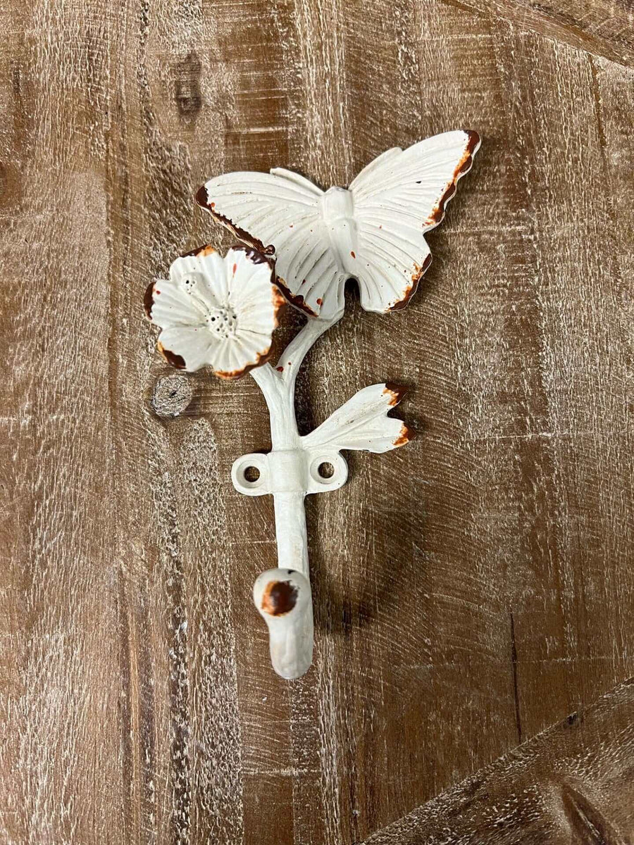 Vintage Wall Hooks & Shelves | Antique-Style Wall Décor – Vintage Shopper