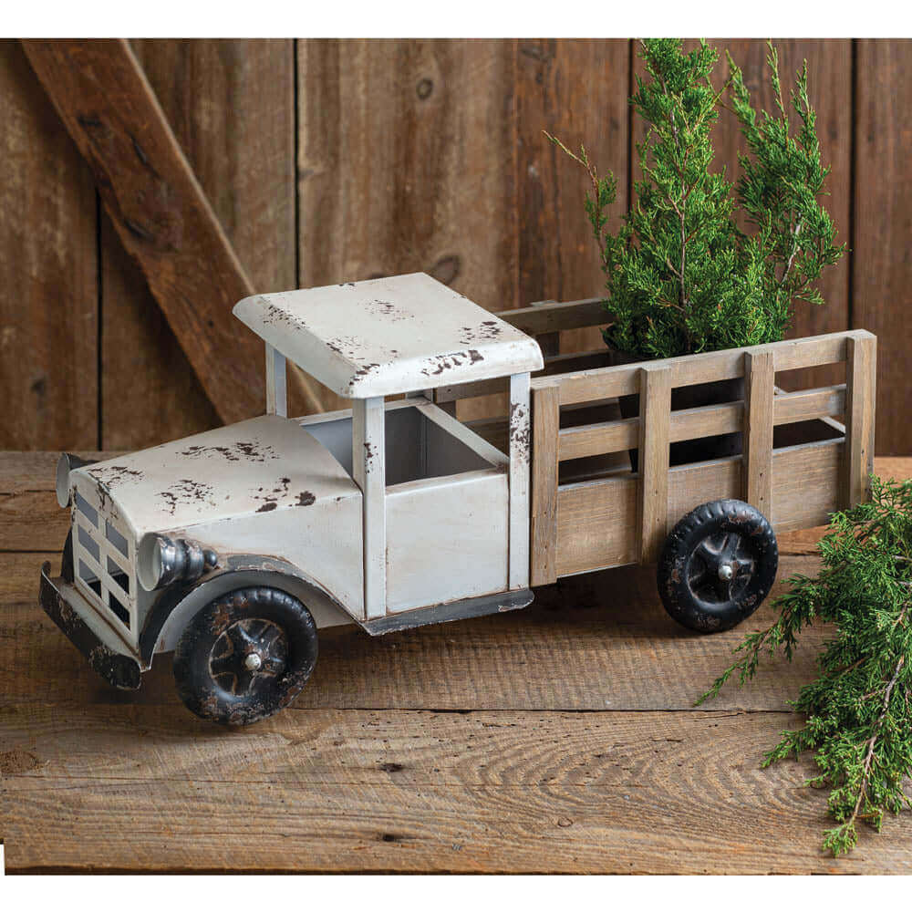 Retro Rustic White Farm Pickup Truck – Vintage Shopper