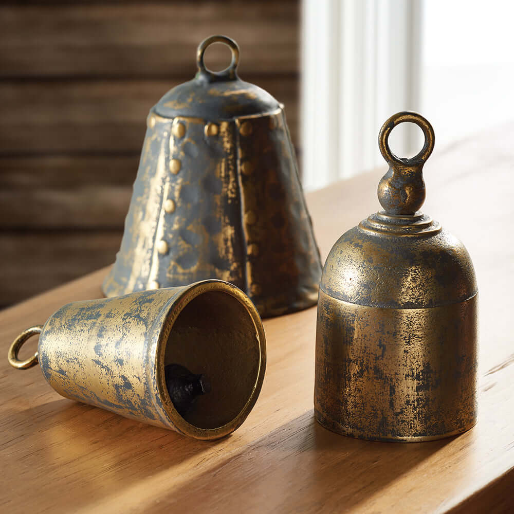 Weathered Metal Bells - Antique Brass Finish Set of 3 – Vintage Shopper